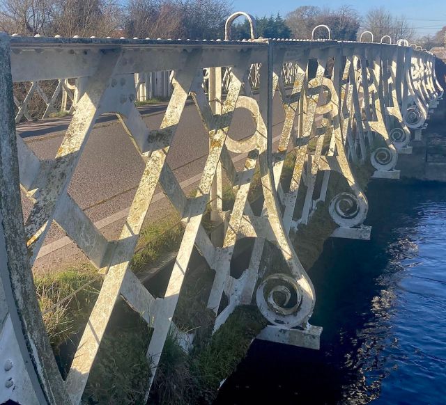 Woodgreen and a disused railway track at the edge of the New Forest ...